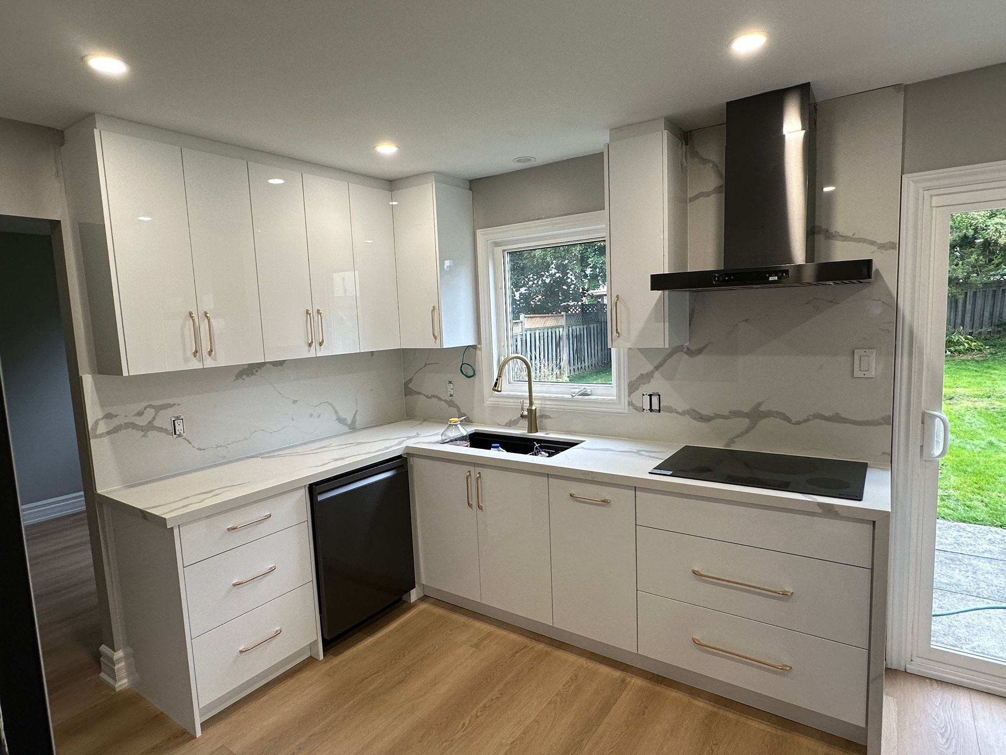 Custom vs. Pre-Built Cabinets: Which Is Better for Your Toronto Home ...